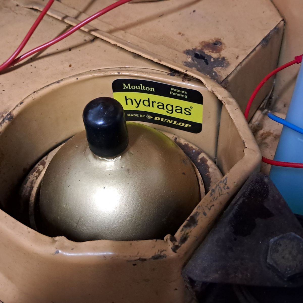 Hydragas and The Impossible Repair – Projekt Agnetha